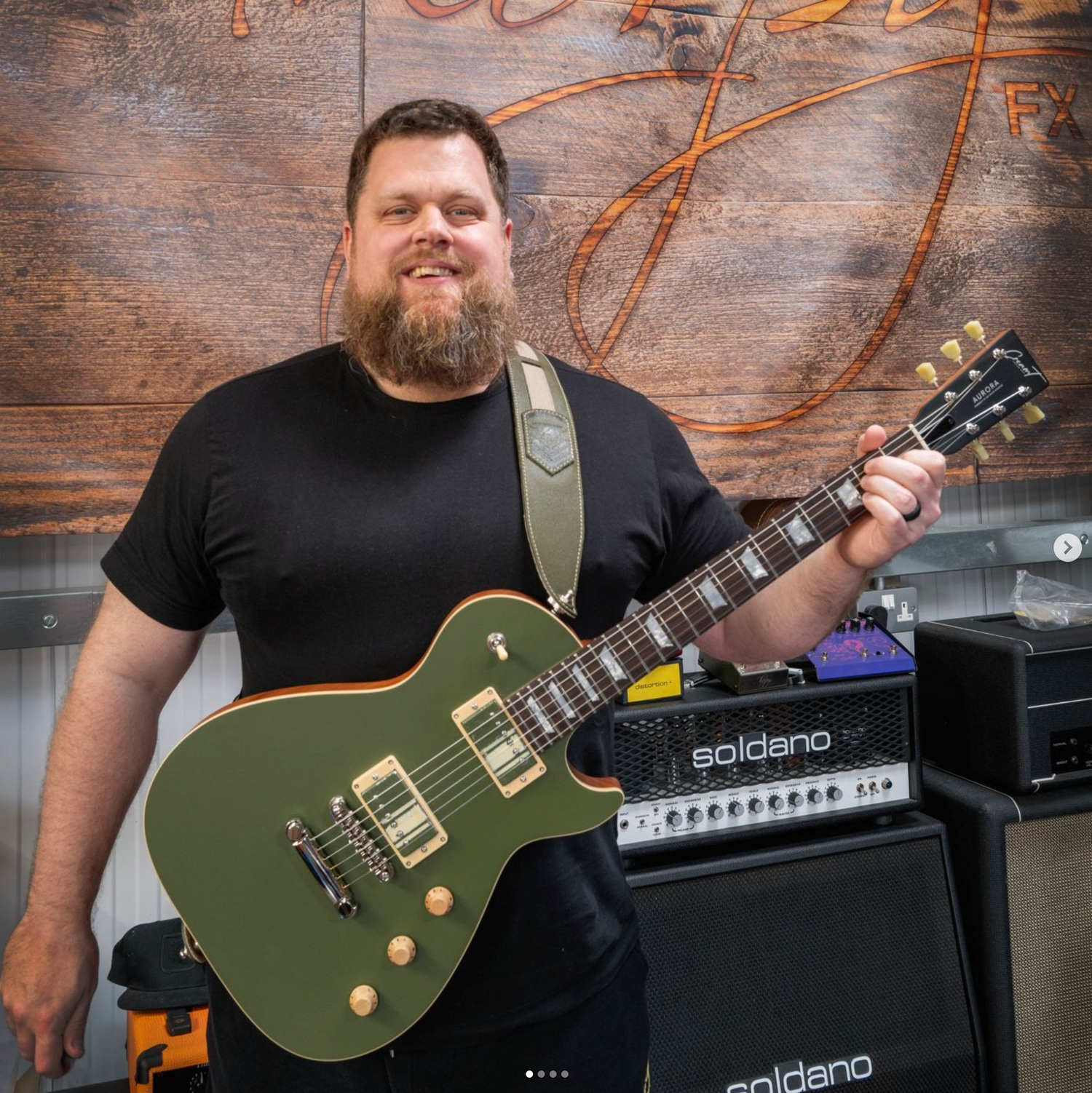 Cream T Custom Shop